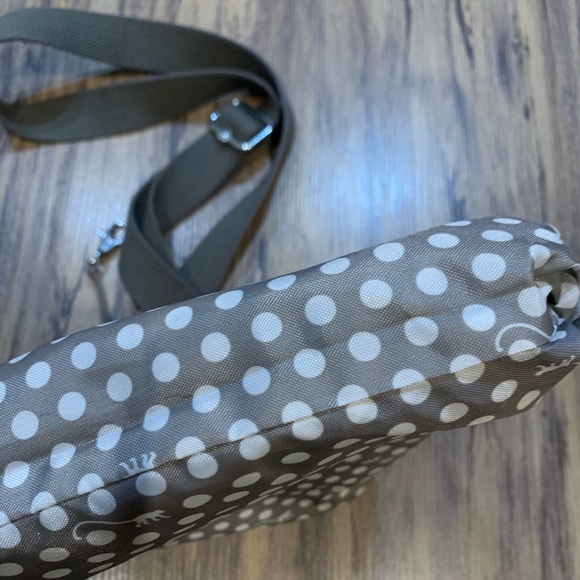 Kipling | Bags | Kipling Alvar Crossbody Bag Medium Lightweight Gray ...